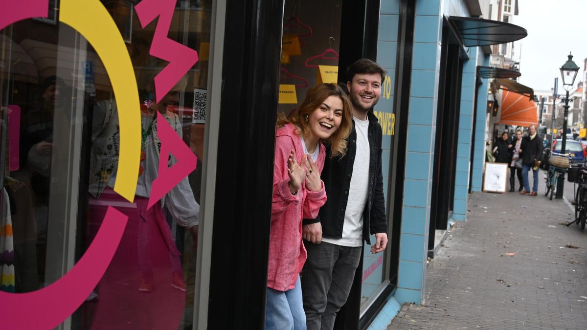 Gravin Eloise van Oranje opent kledingwinkel in Den Haag - Den Haag FM
