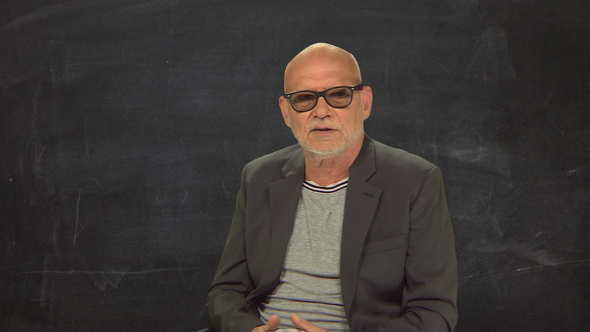 Jesse R. die zijn moeder onthoofdde, is 'hoogbegaafd en manisch ...