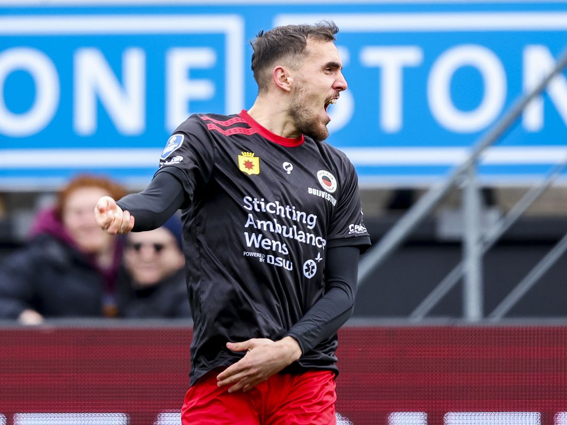 Enorme dreun voor Excelsior in degradatiekraker tegen Vitesse - Rijnmond Enorme dreun voor Excelsior in degradatiekraker tegen Vitesse - Rijnmond