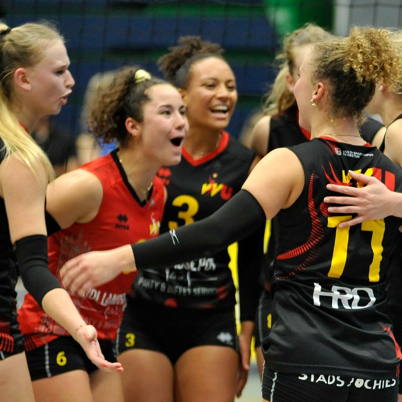 Volleybalsters VV Utrecht bereiken opnieuw finale om landstitel - RTV ...