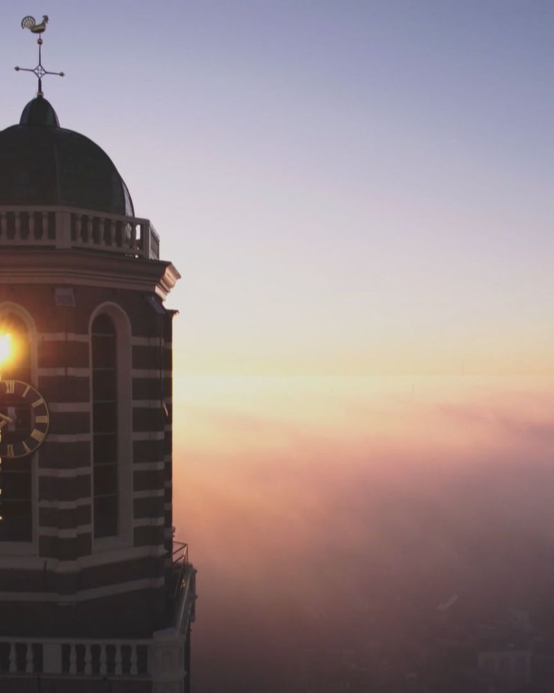 Fotograaf maakt adembenemende beelden van Zwolse Peperbus - Oost