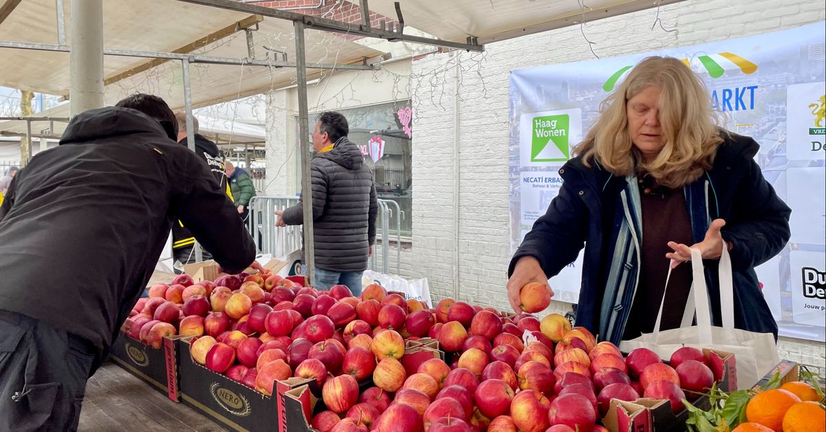 Appie's kerstpakketten met producten Haagse Markt weer een succes ...