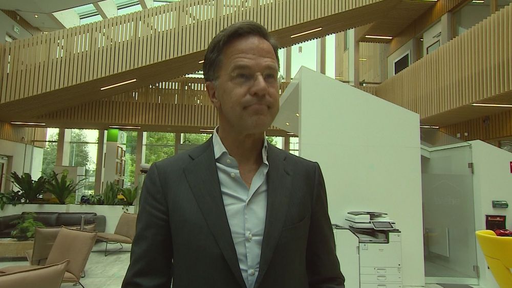 Mark Rutte sluit bezoek af bij Zernike - RTV Noord