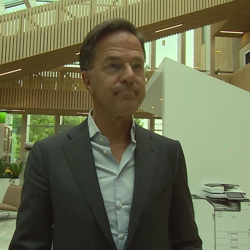 Mark Rutte sluit bezoek af bij Zernike - RTV Noord