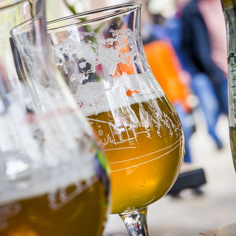 Wordt het Drentse biertje gered van een prijsverhoging? - RTV Drenthe