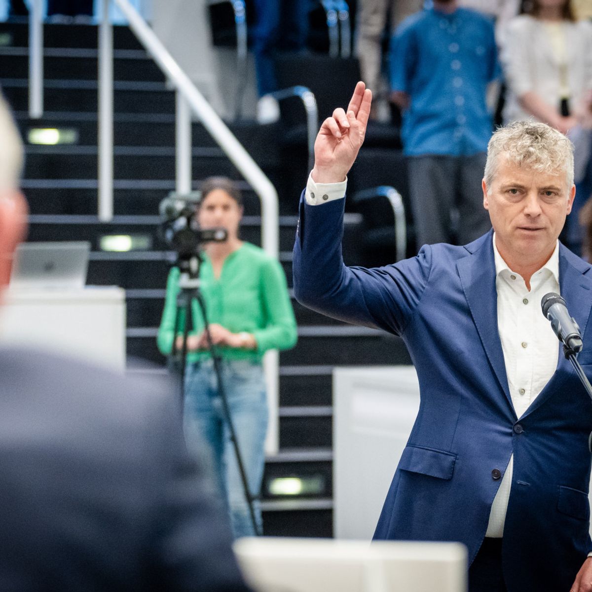 Co Engberts aan de slag als nieuwe PvdA-wethouder voor gemeente Den ...