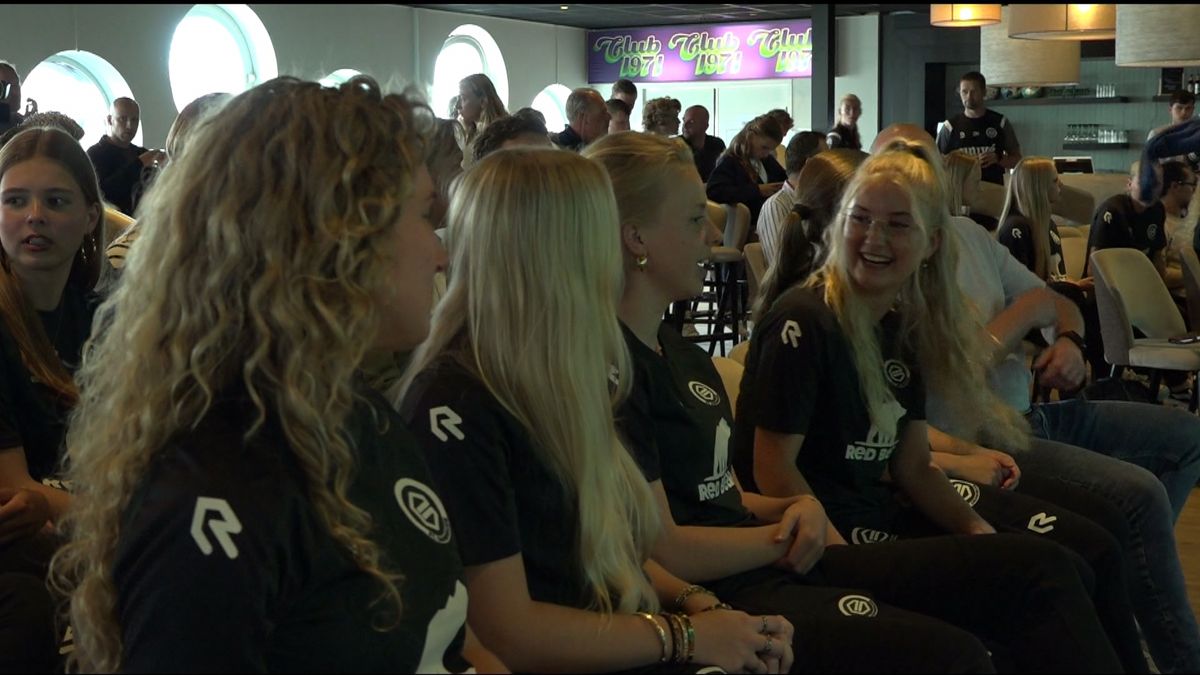 Een 'dream come true': selectie FC Groningen Vrouwen 1 gepresenteerd ...