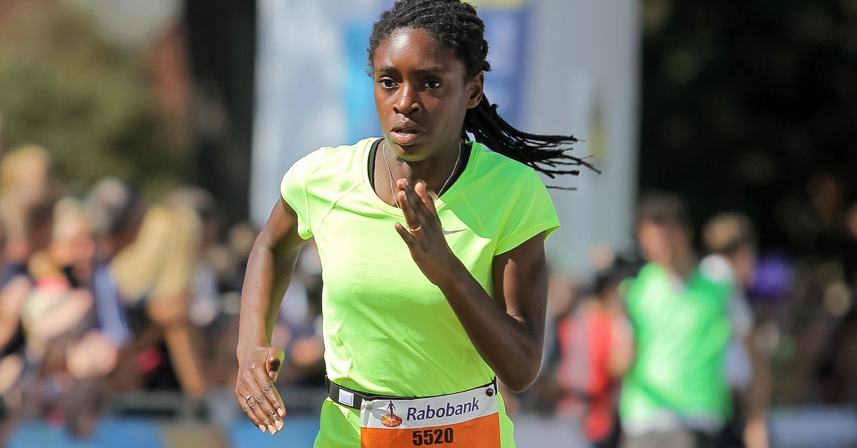 16-jarige atlete Ruby Jansen maakt tussen Bol en Klaver indruk bij NK atletiek - Oost