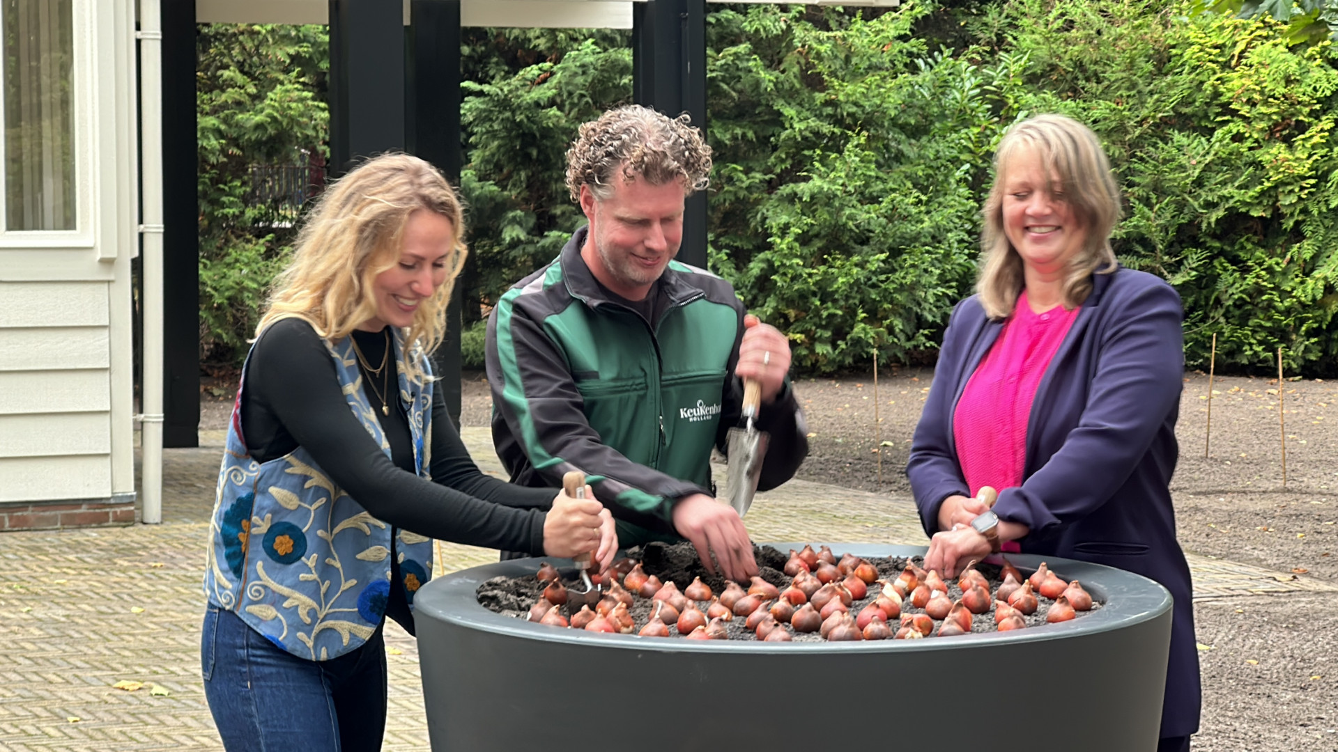 Eerste bollen geplant, Keukenhof maakt zich op voor 75-jarig jubileum ...