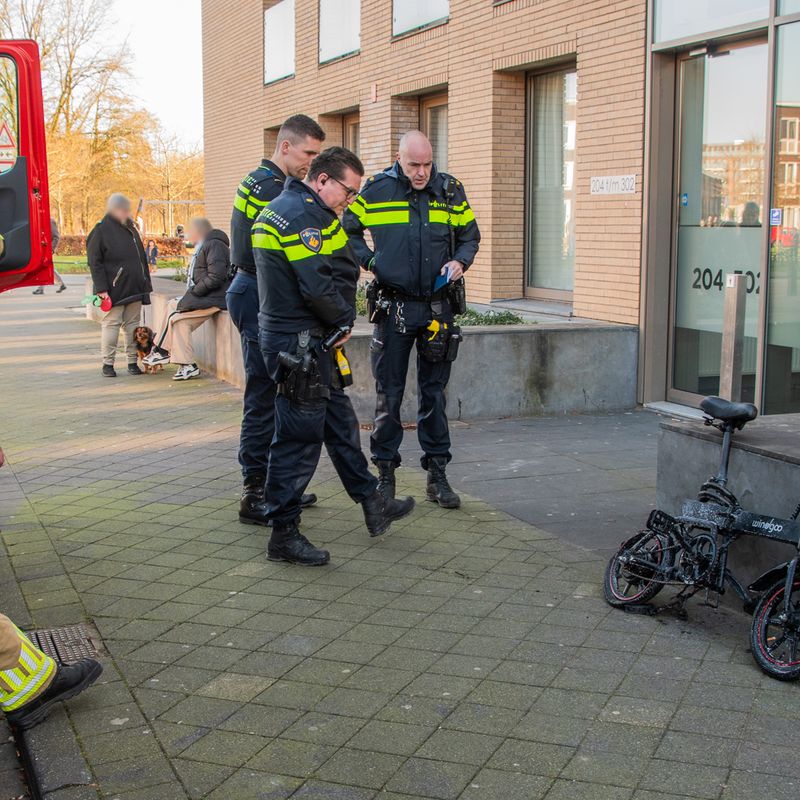112-nieuws: Automobilist en bijrijder met wapens gepakt | Elektrische ...
