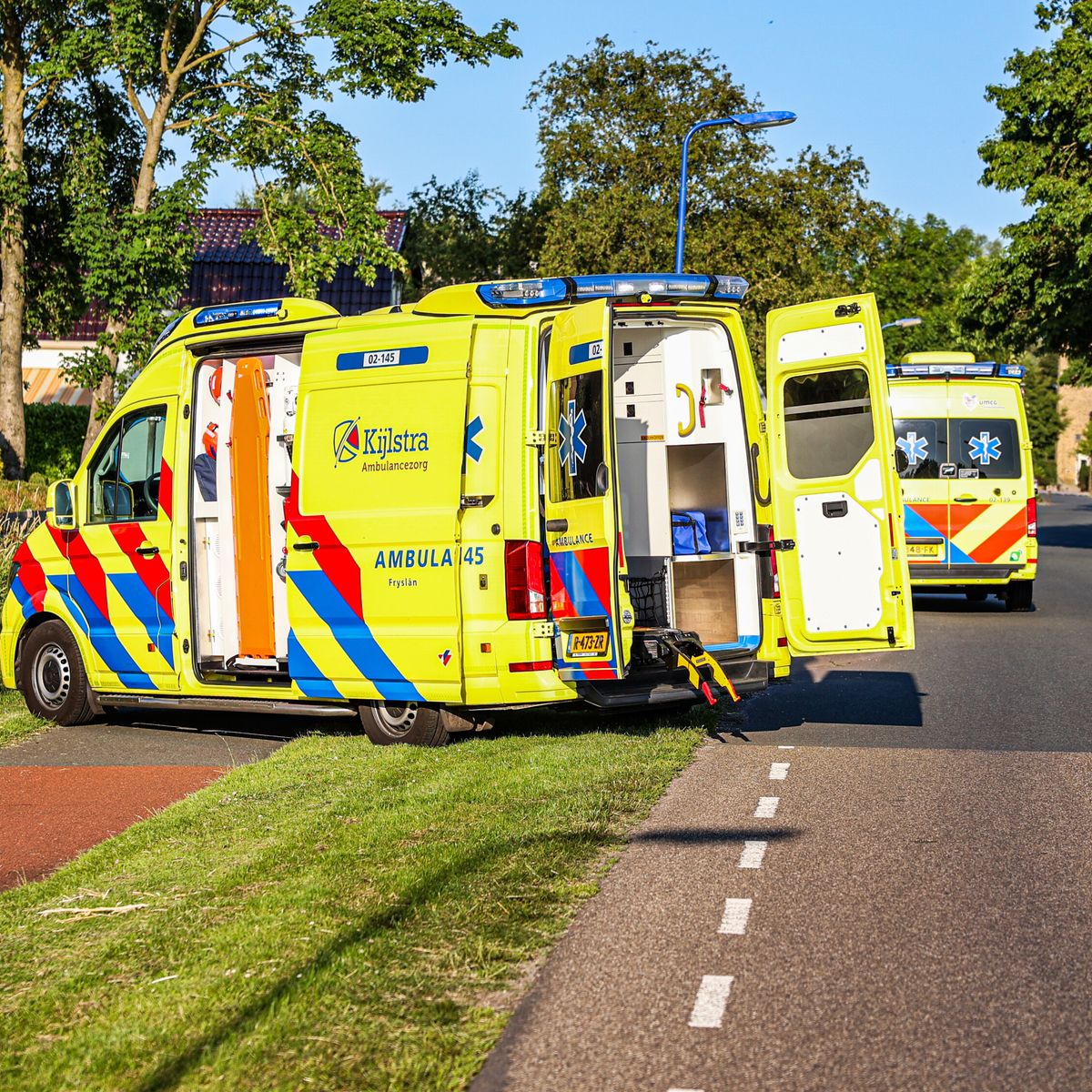 Jongen op step zwaargewond na botsing met fietser in Echtenerbrug - Omrop Fryslân