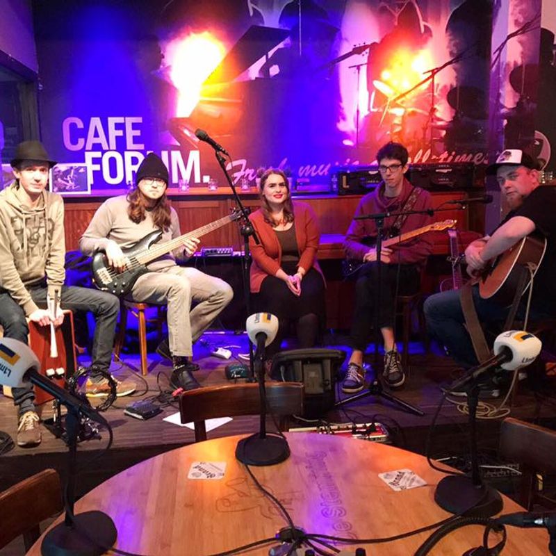 Live muziek in De Stemming van Violet's Tale - L1