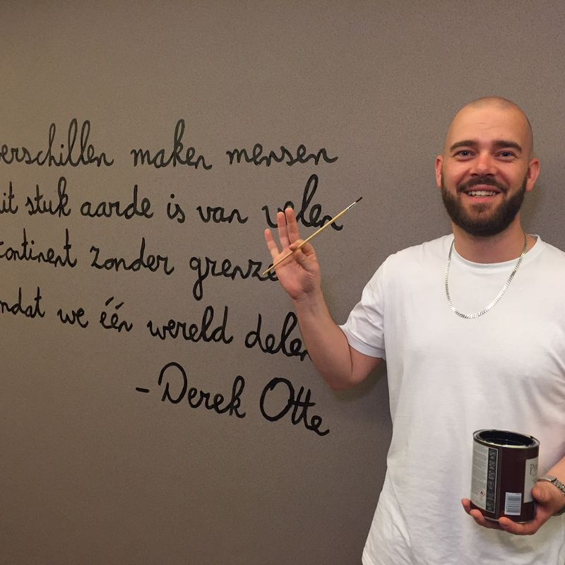 Derek Otte schildert gedicht in Europees Parlement - Rijnmond