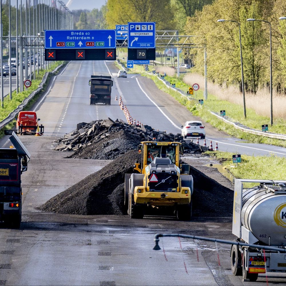 Onderhoud op snelweg ligt stil wegens gebrek aan veiligheid voor ...