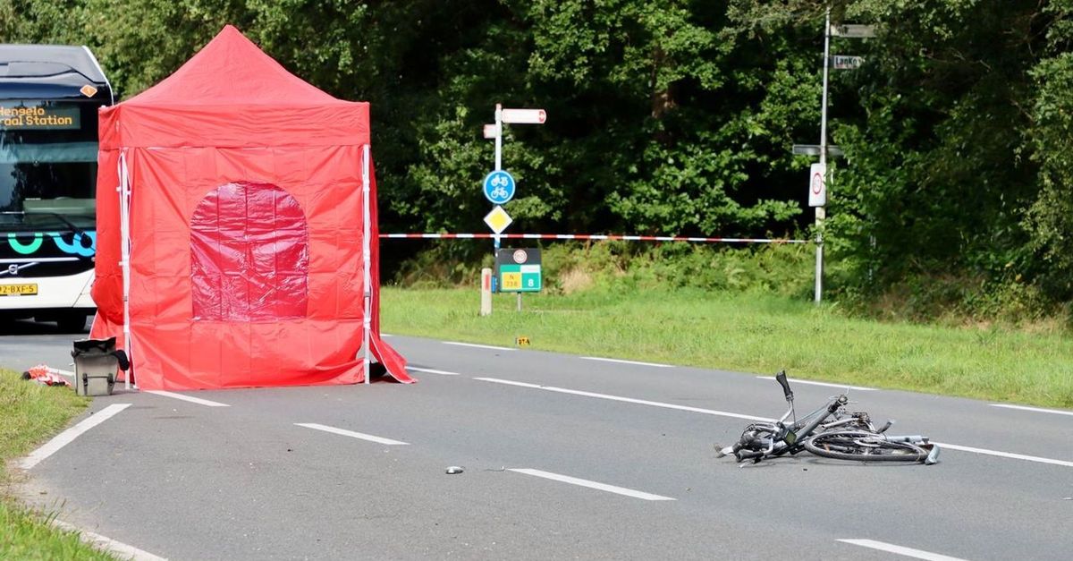 Fietser komt om het leven bij ongeval in Weerselo - Oost