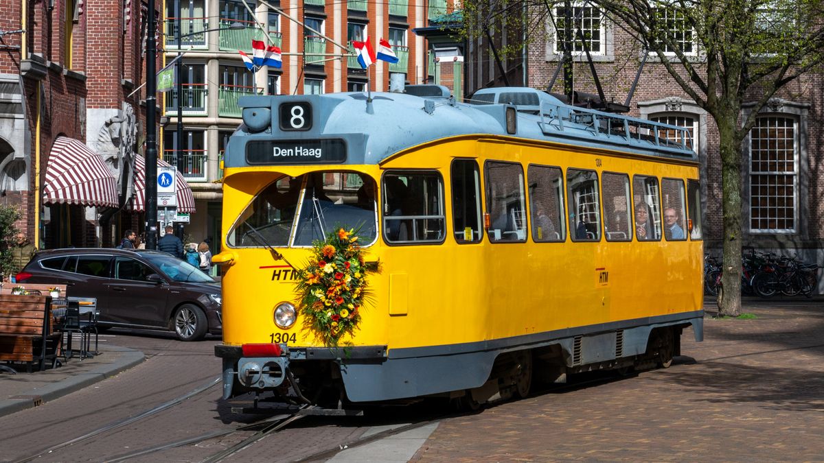 Iconische 'oude gele tram' gaat weer rijden: 'Iedere liefhebber komt ...