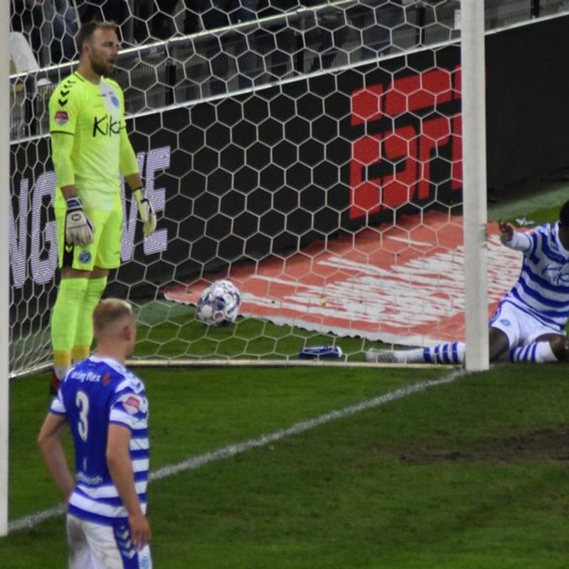 De Graafschap laat het weer afweten, maar toch lonken de play-offs ... De Graafschap laat het weer afweten, maar toch lonken de play-offs ...