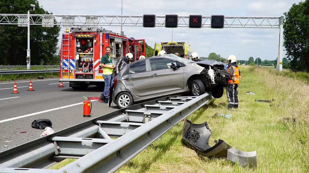 File op A1 richting Hengelo door ongeluk bij Wilp - Oost