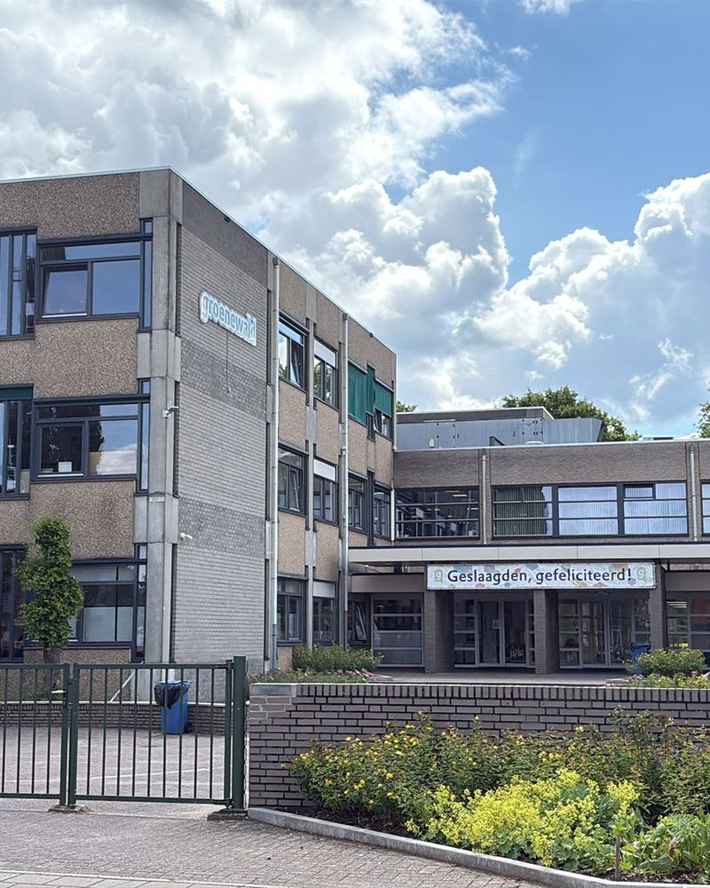Leerlingen middelbare school Stein mogelijk onwel geworden door ...