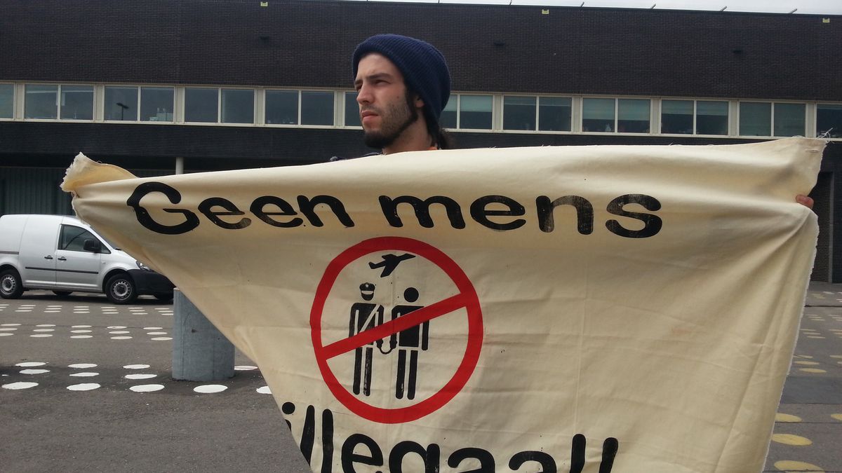 ‘Strafbaar stellen illegalen is symboolpolitiek’ - Rijnmond