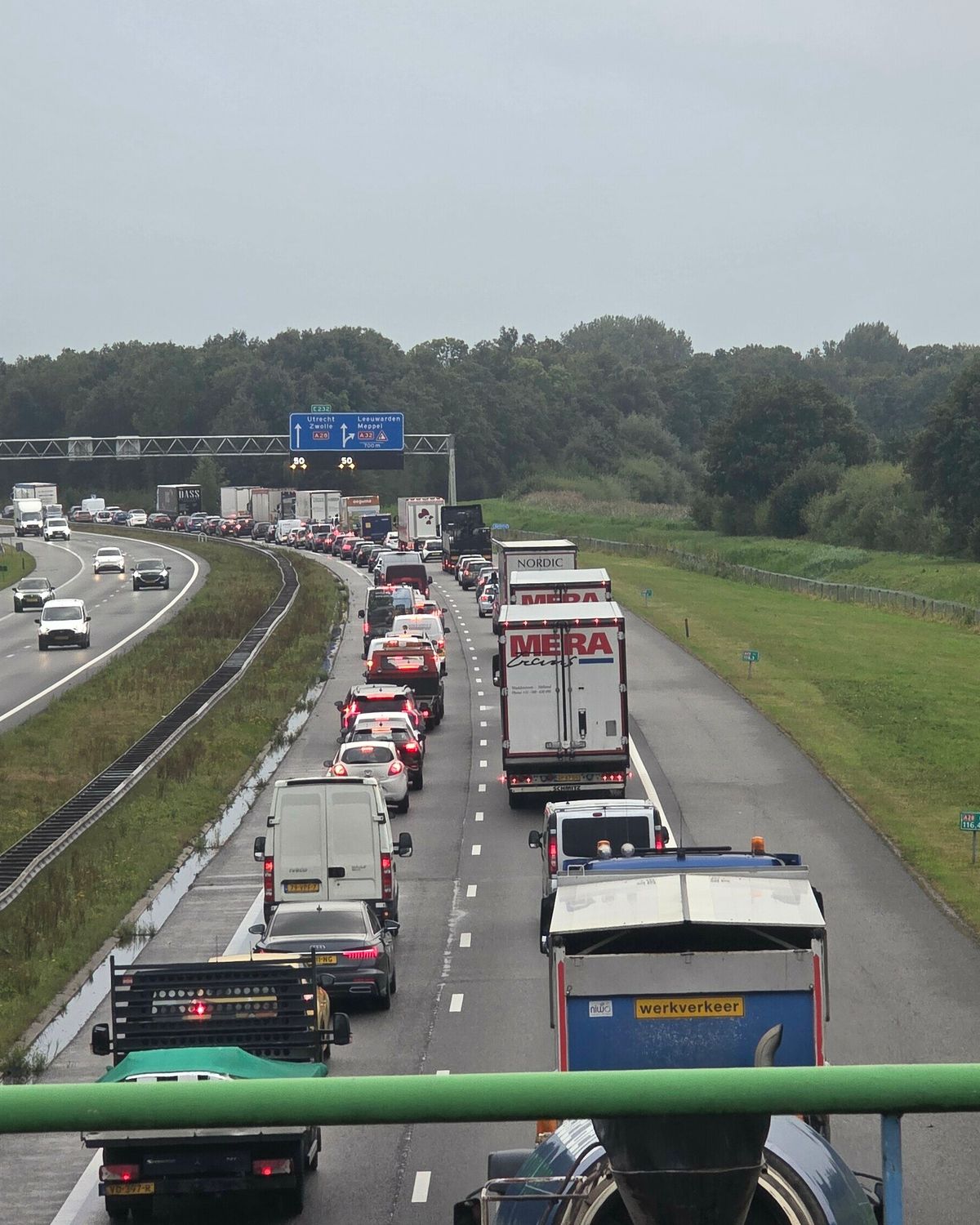 Lange files op A28 en A32 bij Meppel door ongeluk voorbij - RTV Drenthe