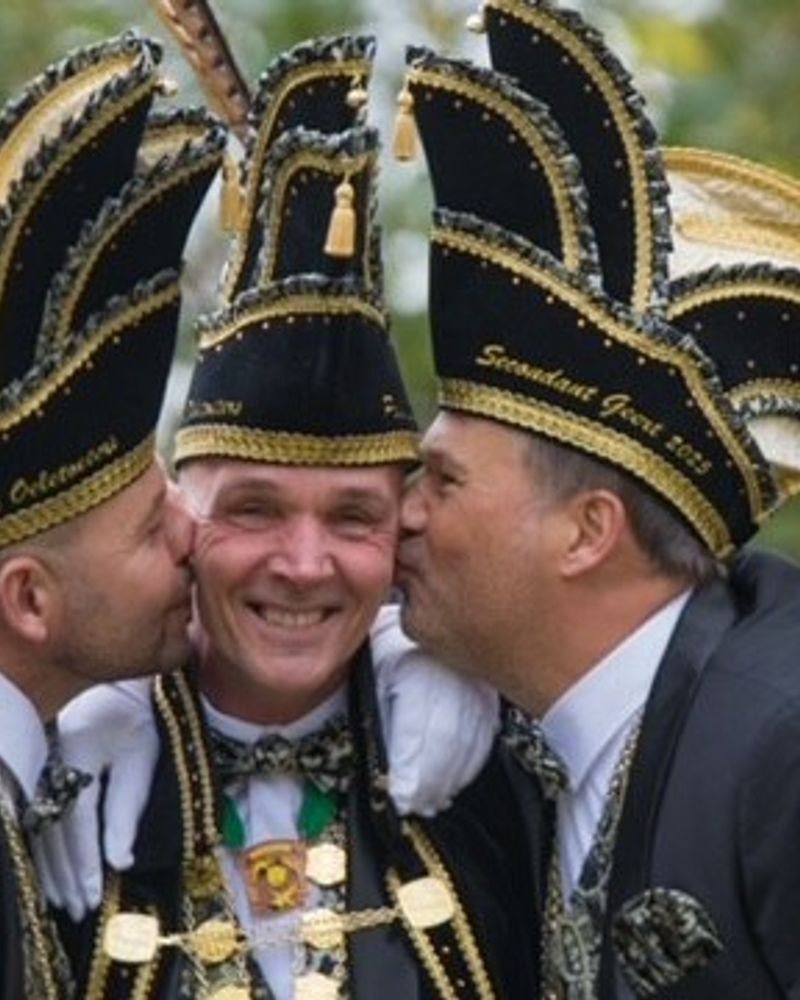 Carnaval in Fryslân: ook boven de rivieren is het feest - Omrop Fryslân