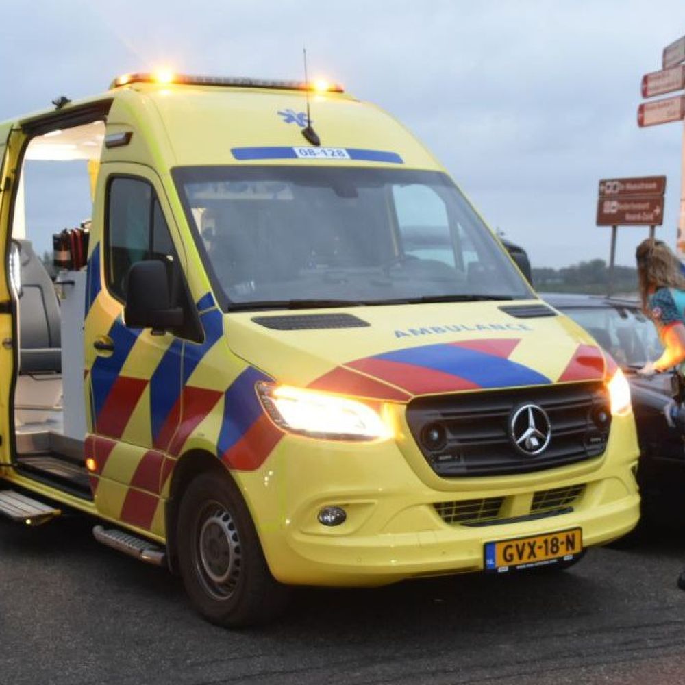 Bromfietser gewond • groot onderzoek bij boerderij - Omroep Gelderland