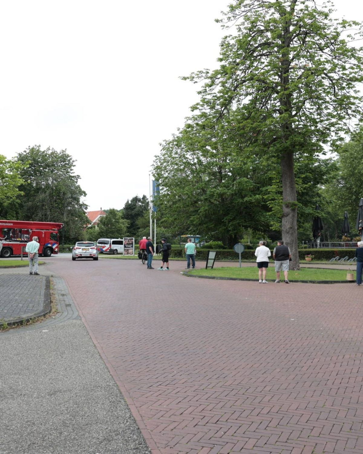 112-nieuws: Voertuig belandt in berm in Delfzijl • Familiehotel ...