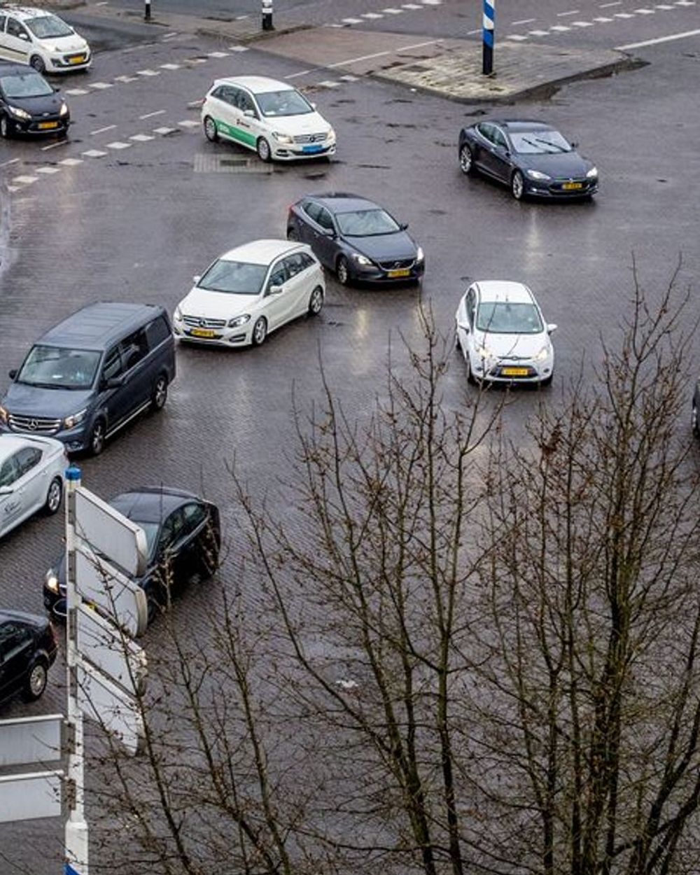 Iedereen heeft een mening over de 'meest gestoorde rotonde' van ...