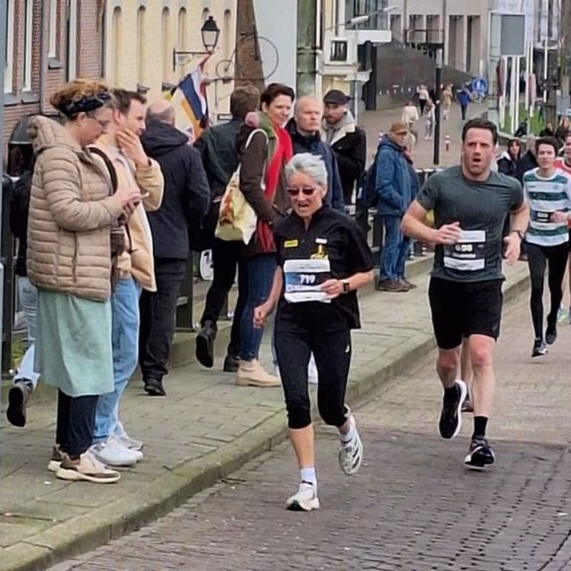Jeannine (70) loopt wereldrecord bij Stevensloop - Omroep Gelderland