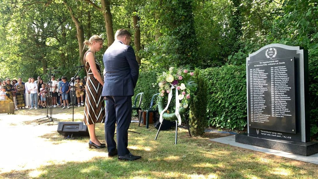 Namenmonument voor Zwolse KNIL-militairen onthuld: Namenmonument voor Zwolse KNIL-militairen onthuld:
