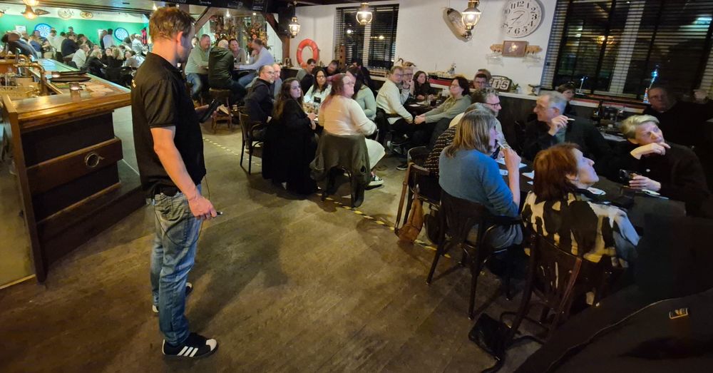 Broers vullen kroegen met pubquizzen: 'Werden uitgelachen bij KvK ...