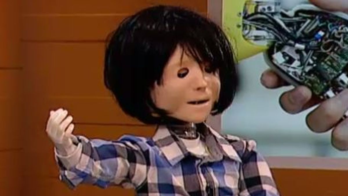Robot Kaspar gaat kinderen met autisme helpen - L1