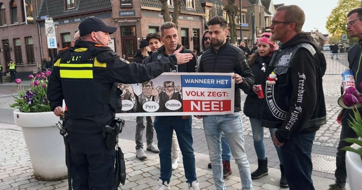 Man uit Stramproy (19) aangehouden bij gewelddadig anti-azc protest ...