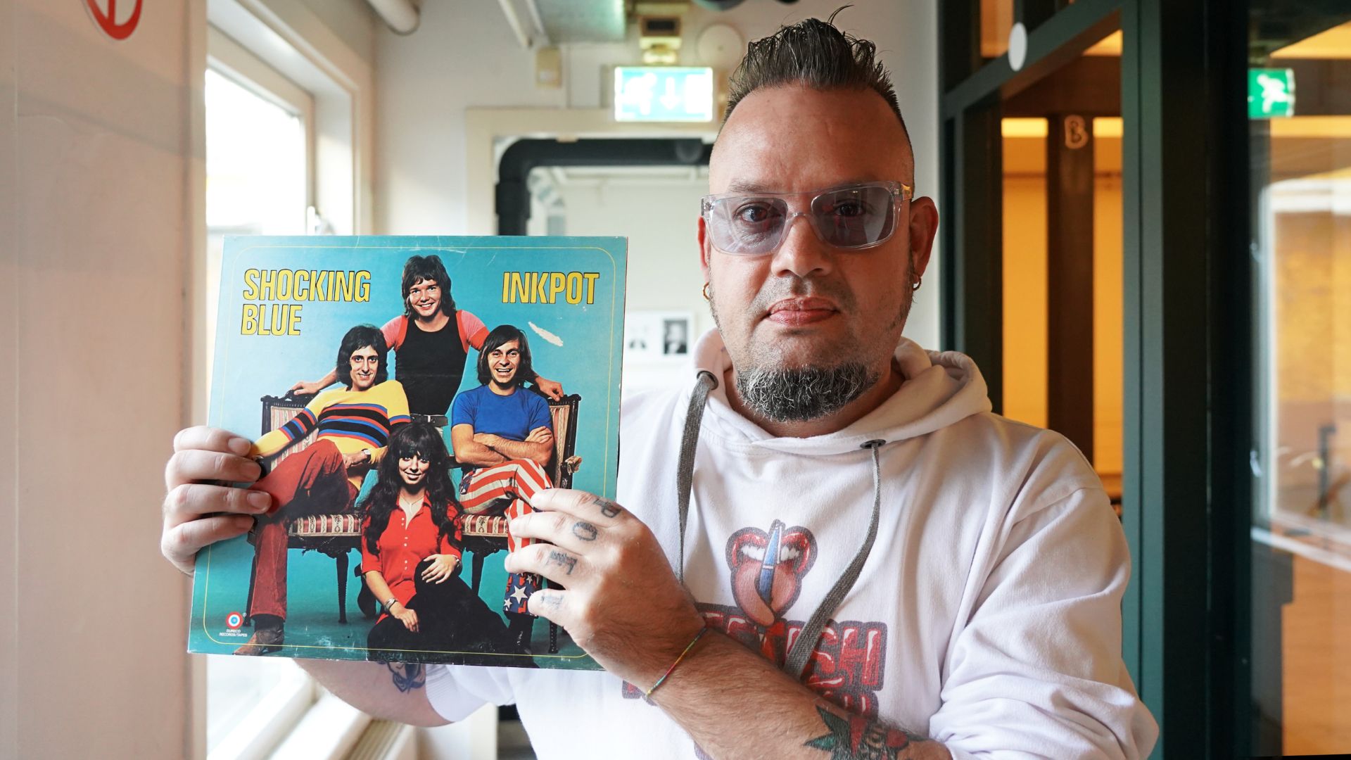 Cor van der Beek, drummer van Shocking Blue, ging van de top van de ...