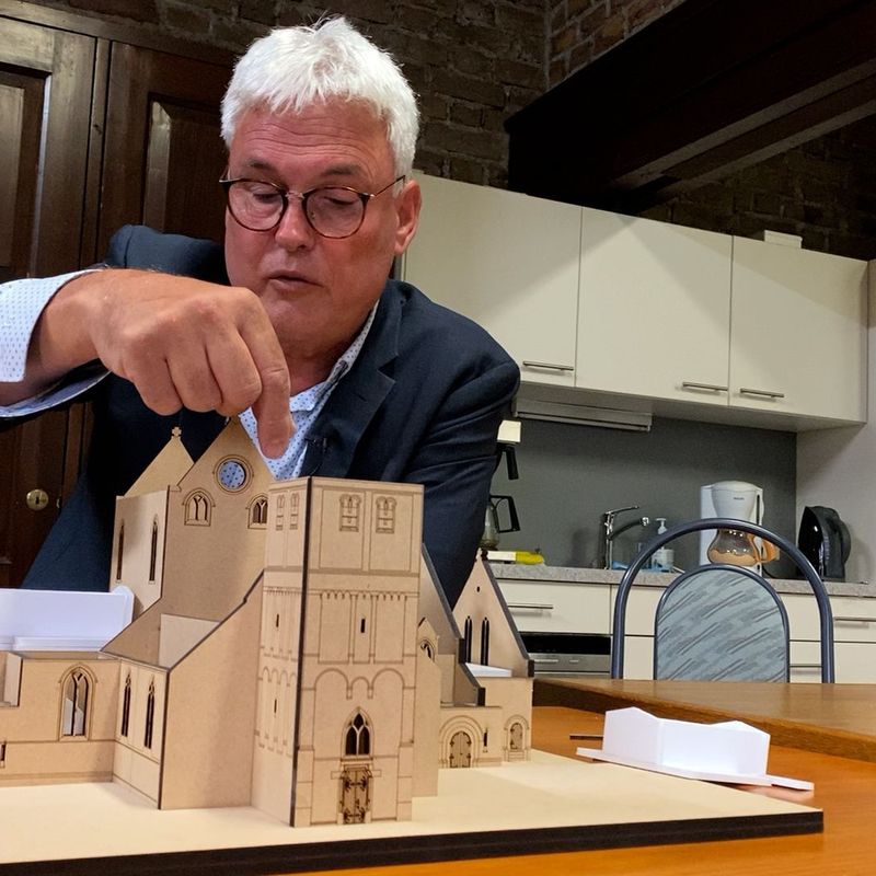 Symbolische euro voor 'Liemerse kathedraal' van de baan: 'Een hard ...