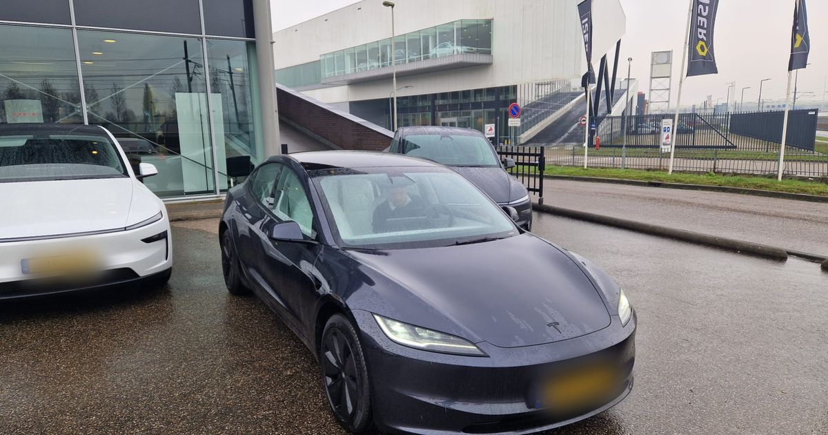 Zelfrijdende Tesla's mogen de weg op in Nederland, eerste land in ...