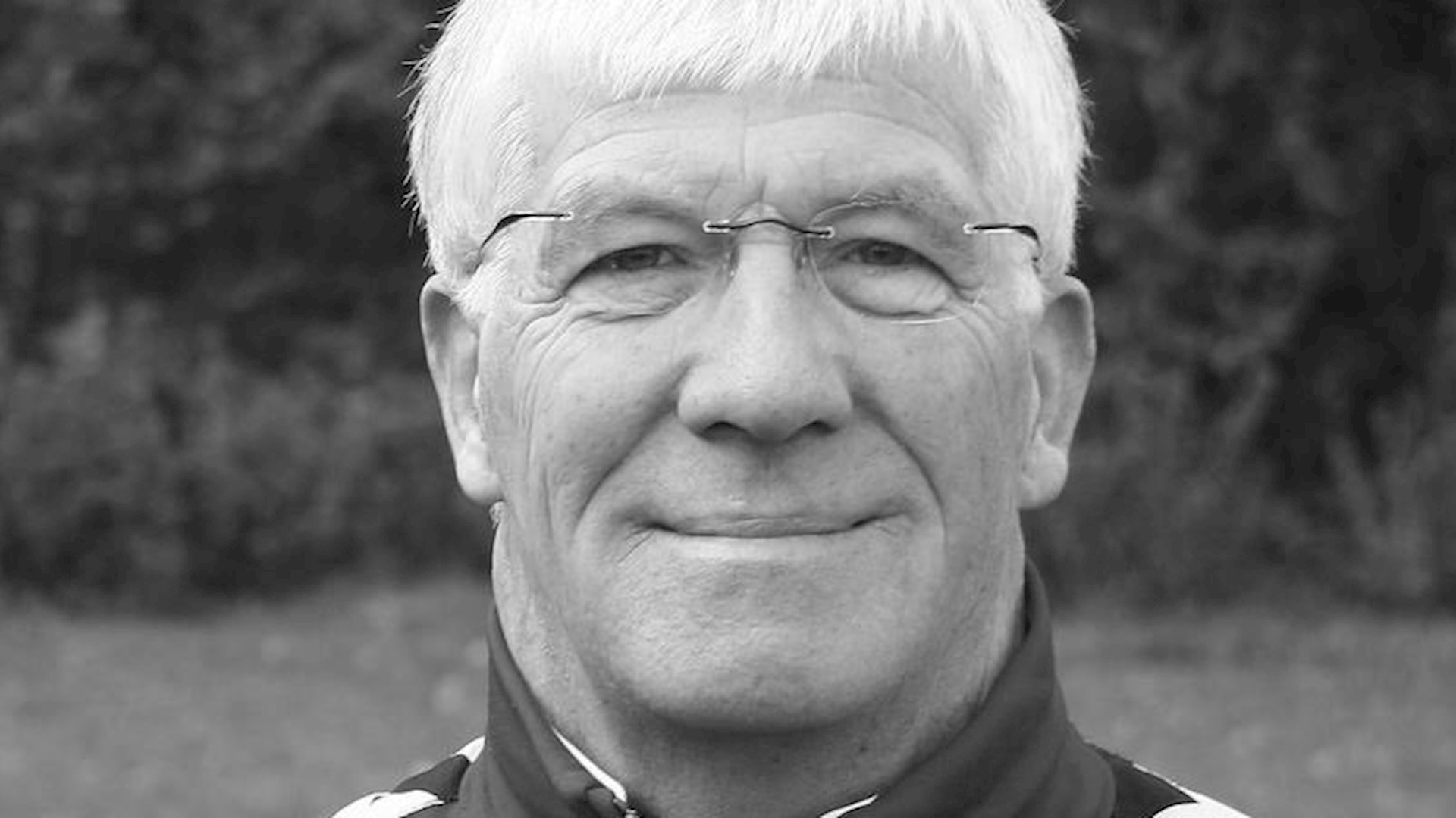 Deventer voetbalman Bertus Zwerus (77) overleden - Oost