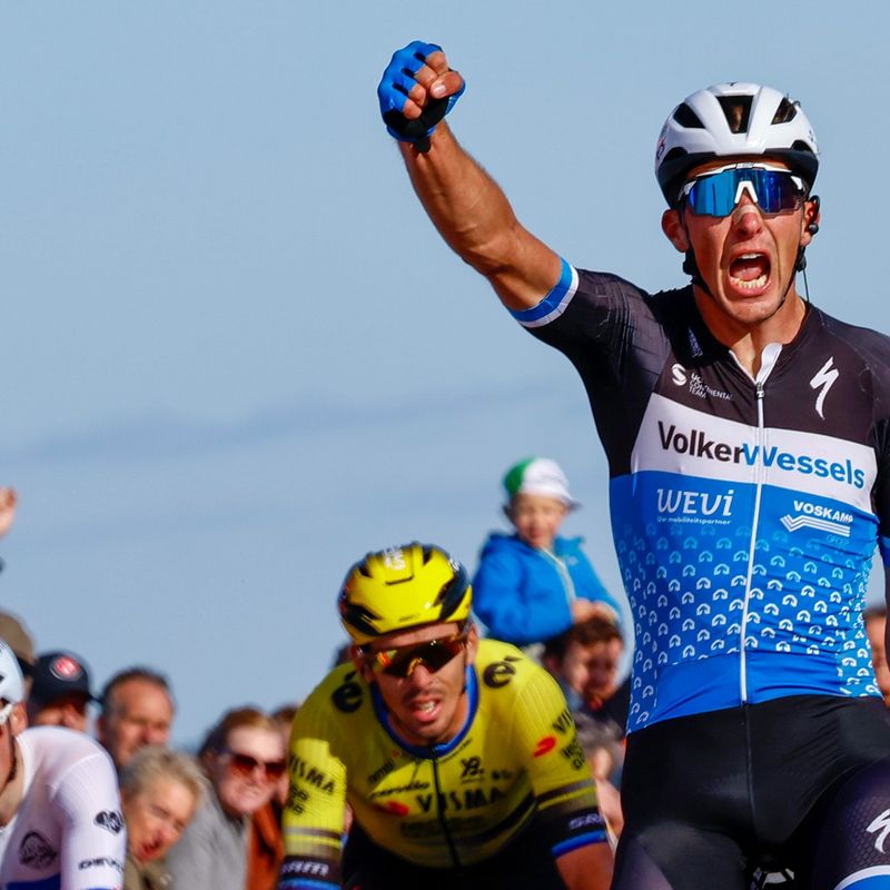Timo de Jong klopt Laporte en boekt eerste profzege in Tour of Holland ...