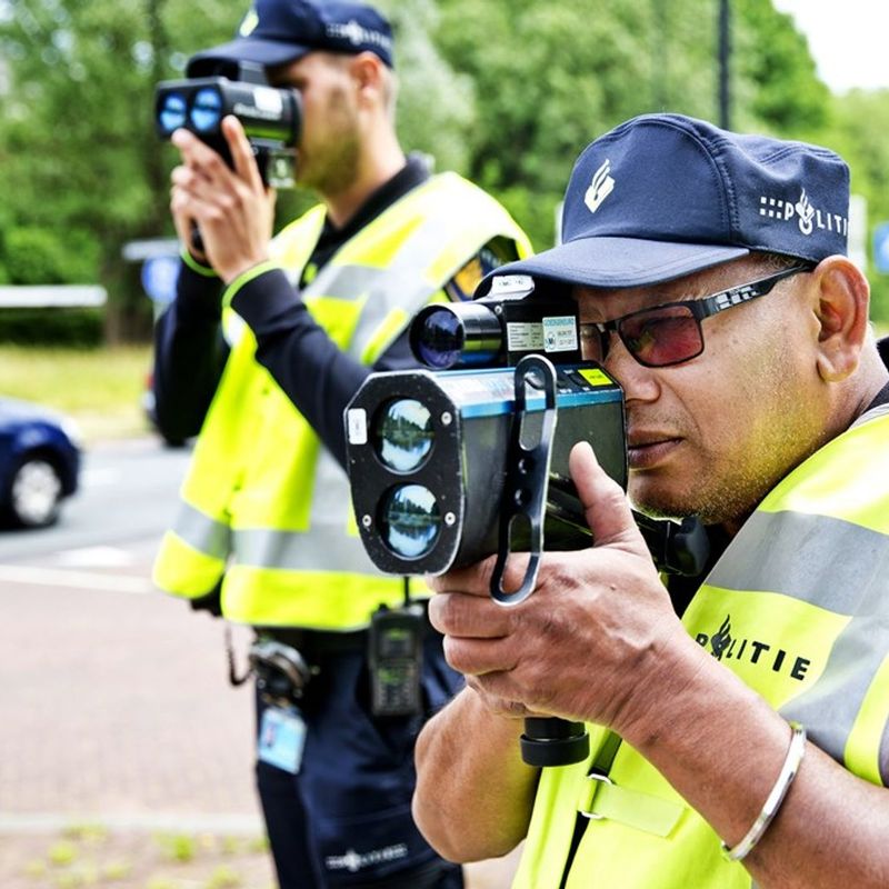 Ik zou maar op mijn snelheid letten; politie gaat maximaal flitsen - Oost