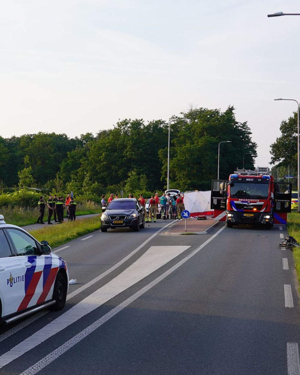 Fietser raakt zwaargewond bij oversteken - Omroep Gelderland