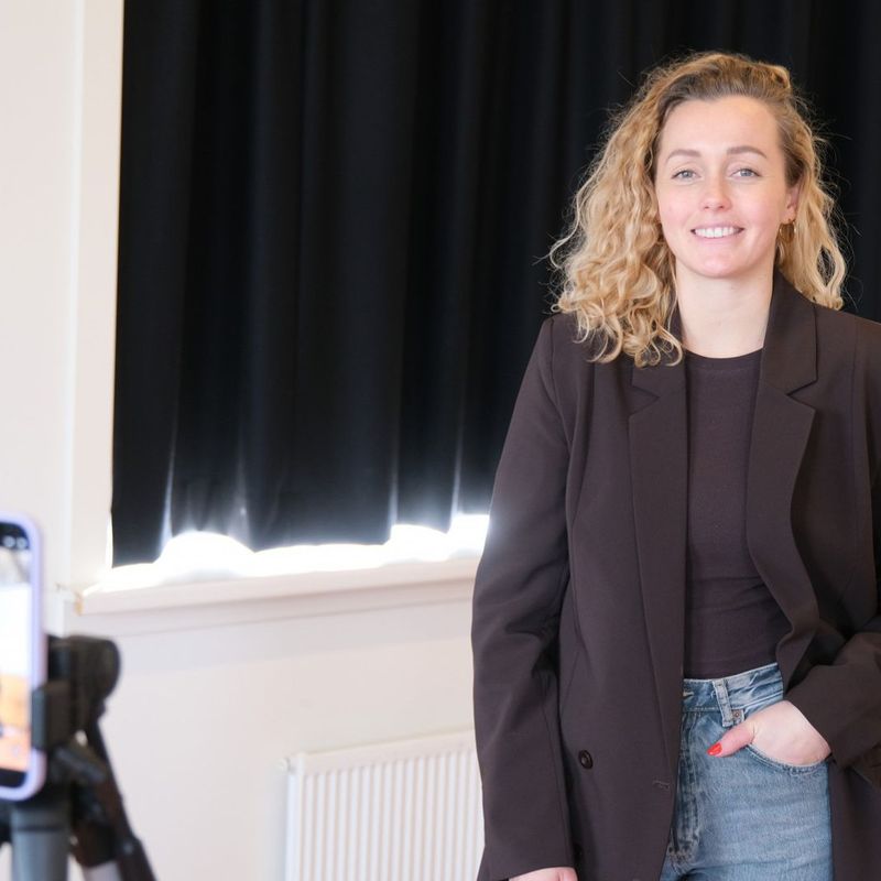 'Waarom is neusspray verslavend?', lessen van Lieke trekken miljoenen ...