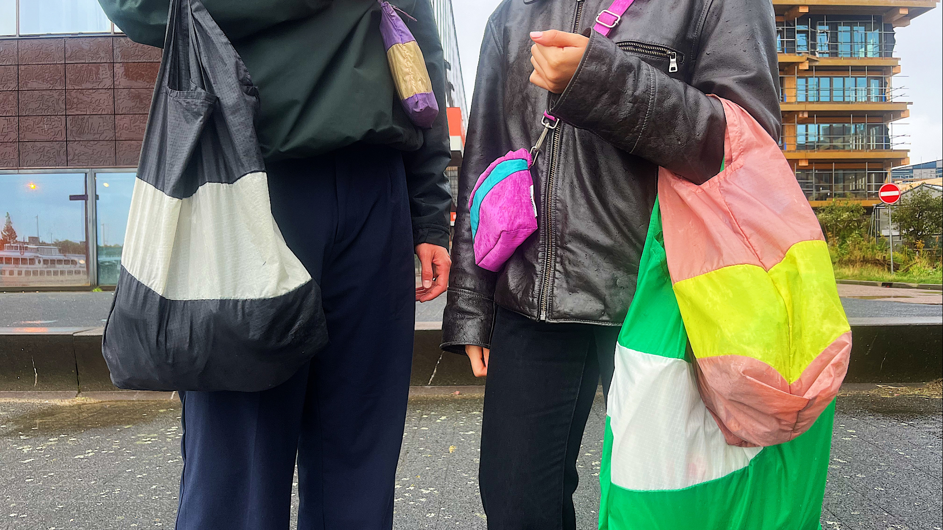 Iedereen in Rotterdam heeft een Susan Bijl, hoe werd de tas zo’n icoon ...