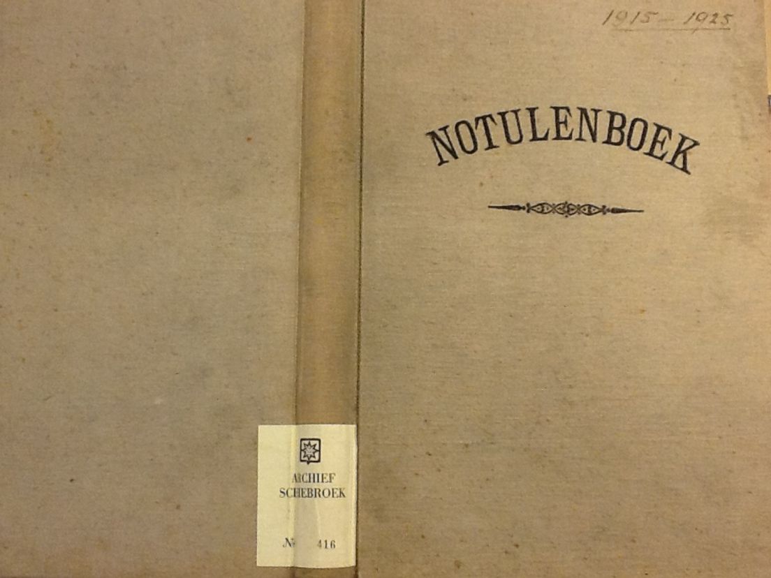 Adrianalaan: vreemde eend in de bijt - Rijnmond