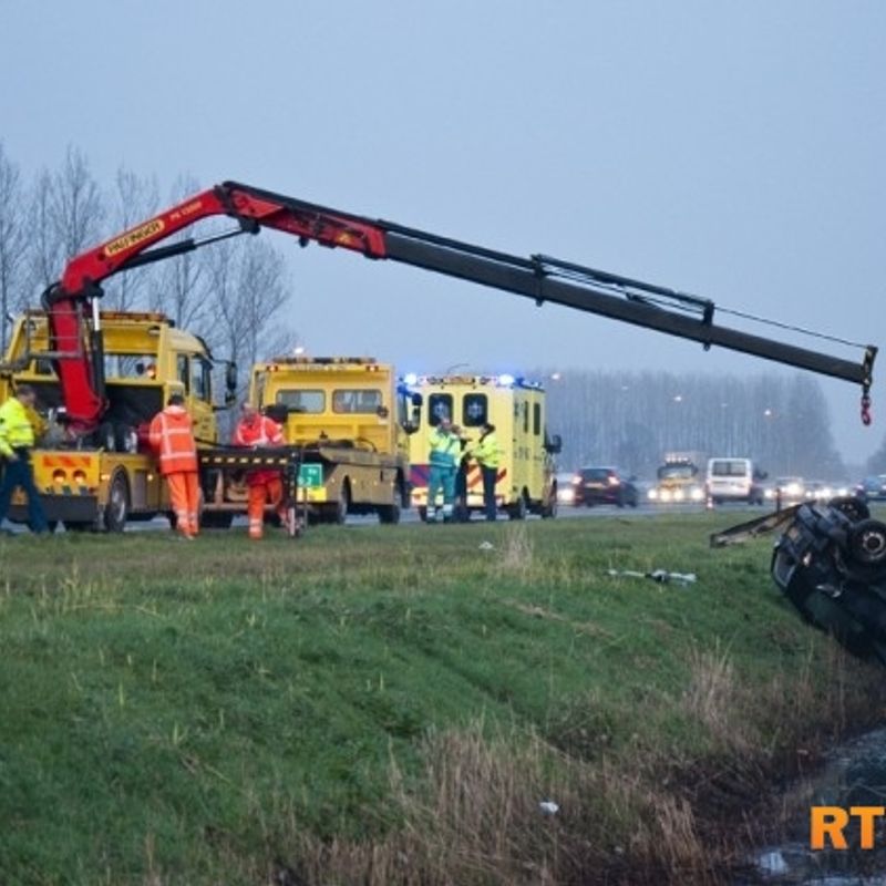 Ongelukken zorgen voor verkeerschaos op A7 - RTV Noord