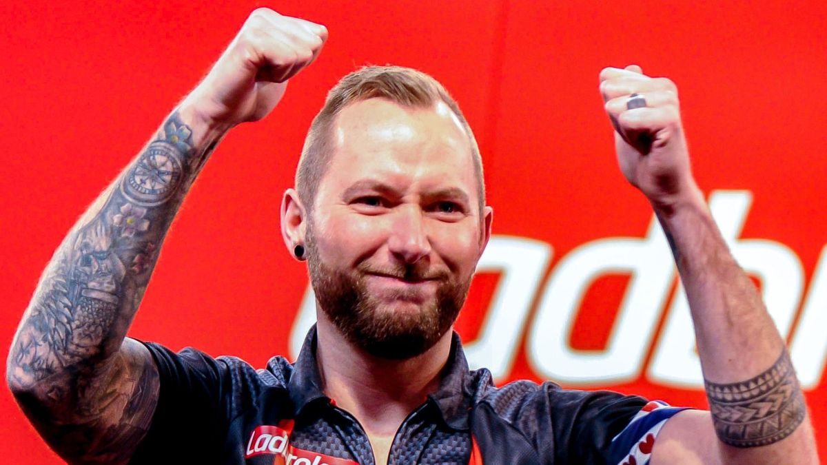 Darter Danny Noppert naar halve finale UK Open - Omrop Fryslân