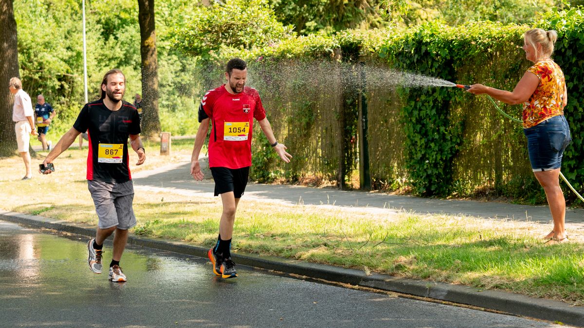 Streep door TT City Run • Code geel in Drenthe vanwege warmte - RTV Drenthe