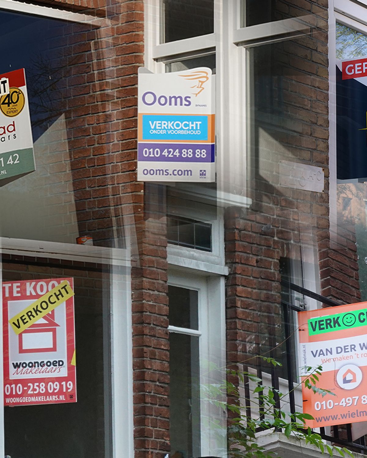 Verketterde huisbaas neemt afscheid van huurwoningen: 'Die verkoop is ...