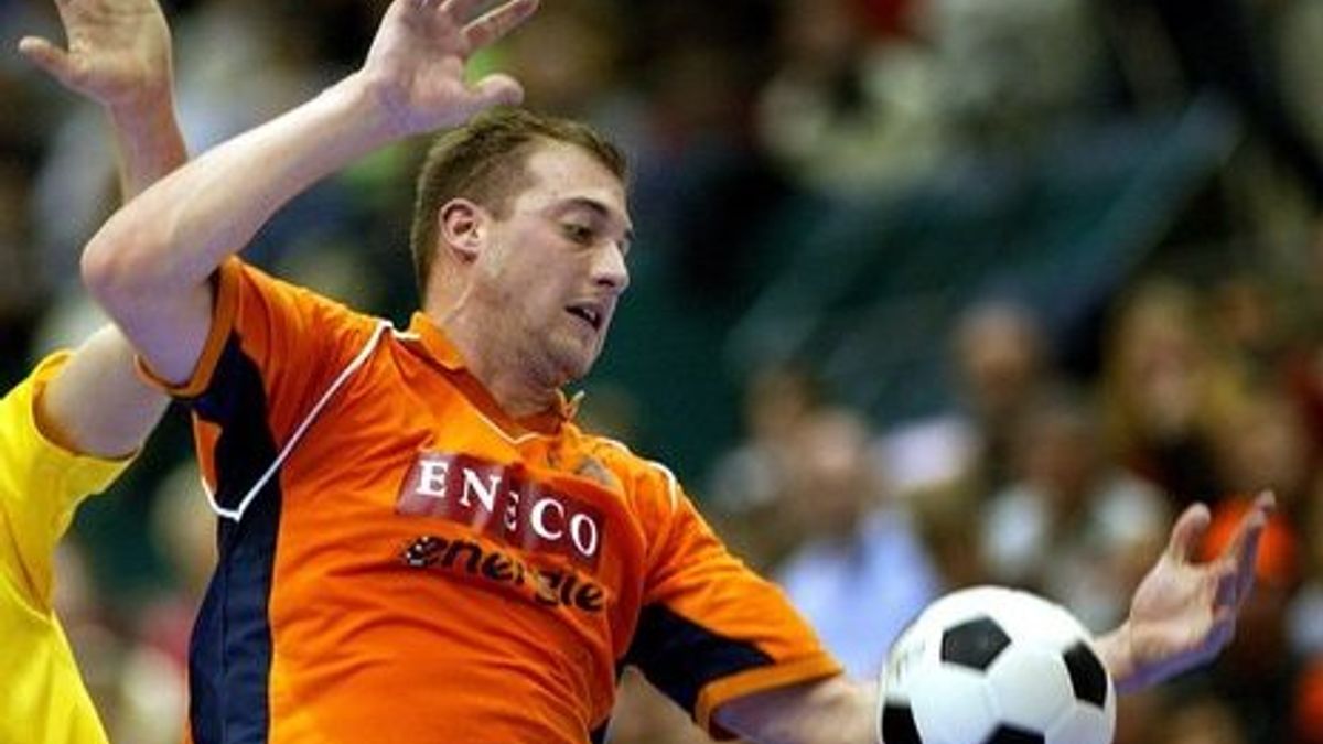 Leon Simons op schot voor Oranje - Rijnmond