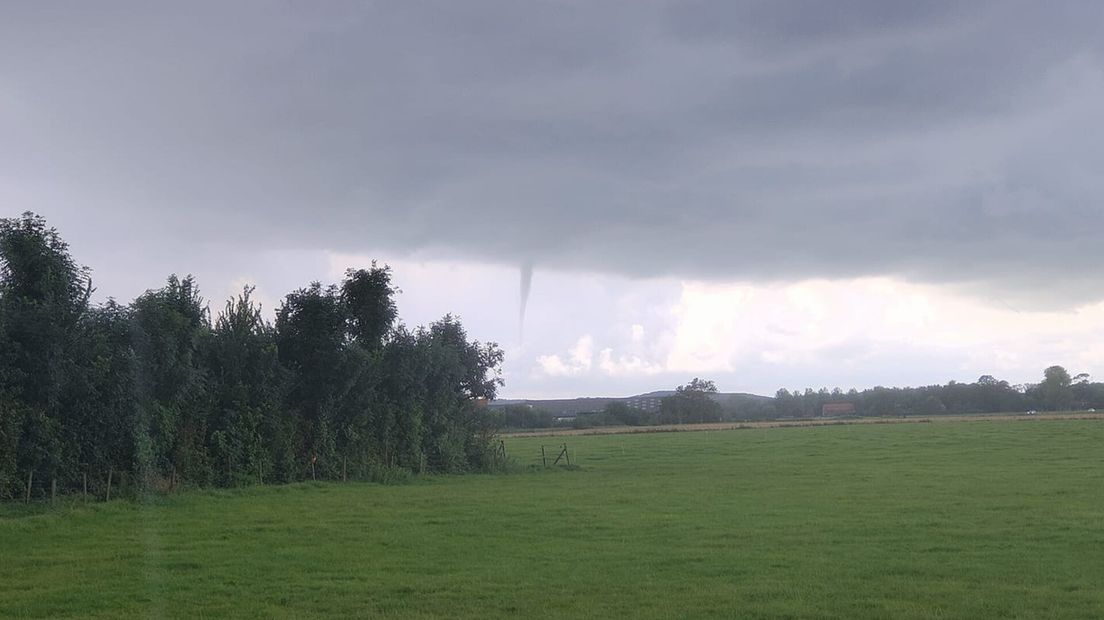 Waterhoos op verschillende plekken gespot: van Nieuwvliet tot ...
